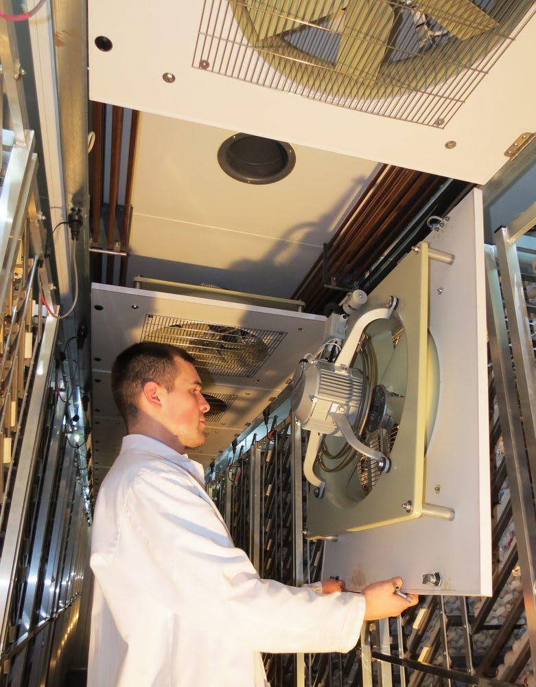 Setter Fan-Board Assembly Upgrades for Chick Master and Buckeye ...